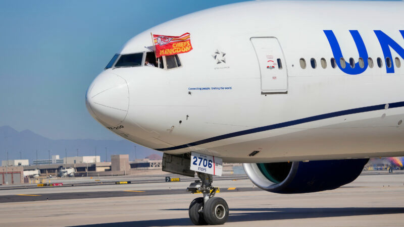 BREAKING: Kansas City Chiefs “Stranded” At Airport Ahead Of Game vs ... BREAKING: Kansas City Chiefs “Stranded” At Airport Ahead Of Game vs ...