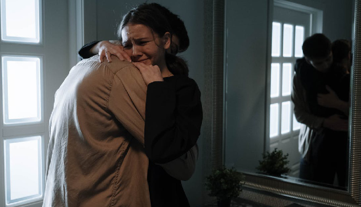 8 Amazing Health Benefits of Crying