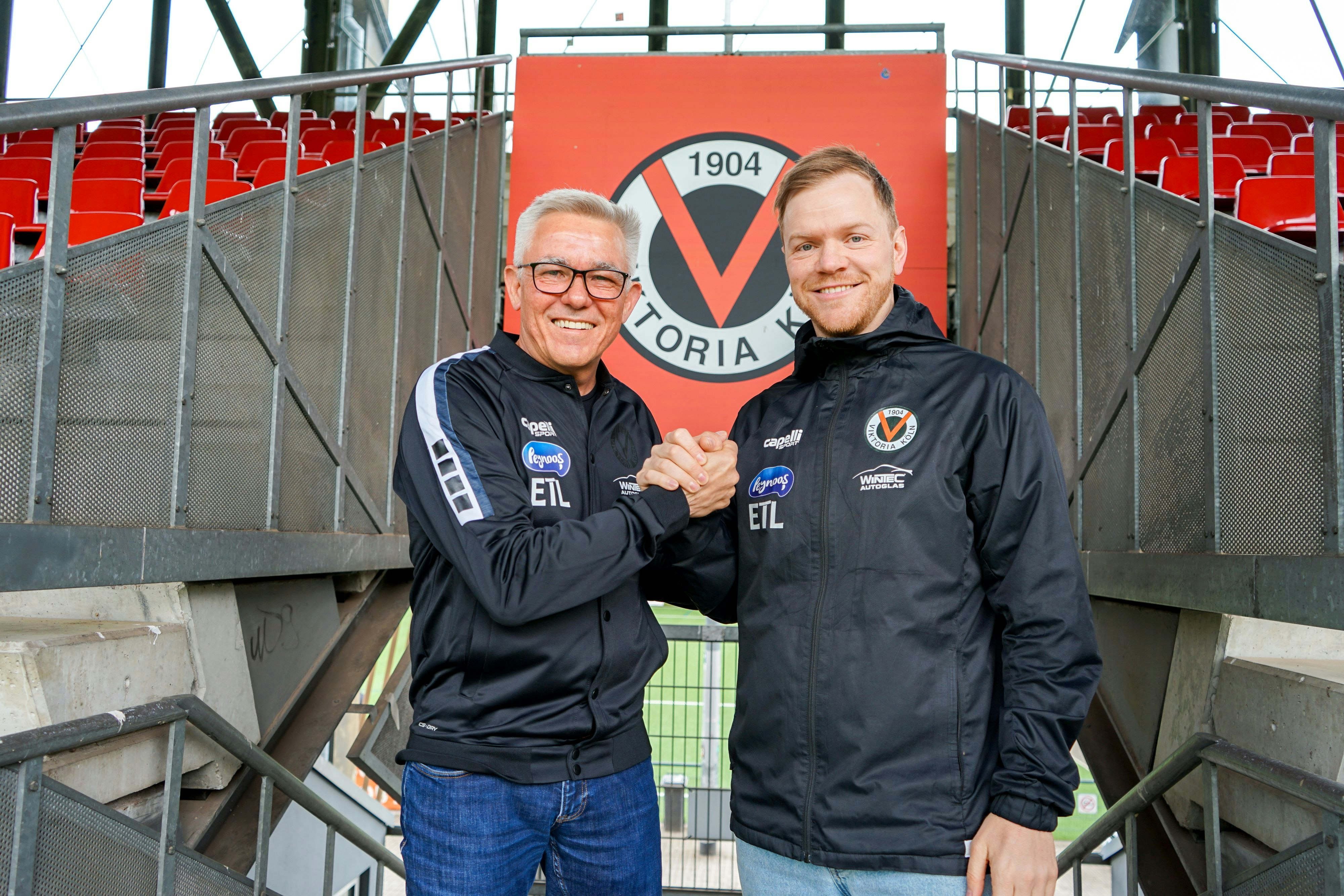 Viktoria Kölns Trainer im Interview: Olaf Janßen erklärt seinen ...