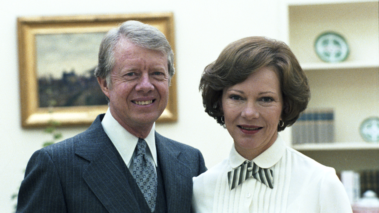 Jimmy Carter's Son Chip Carter Pays Emotional Tribute To Father At ...