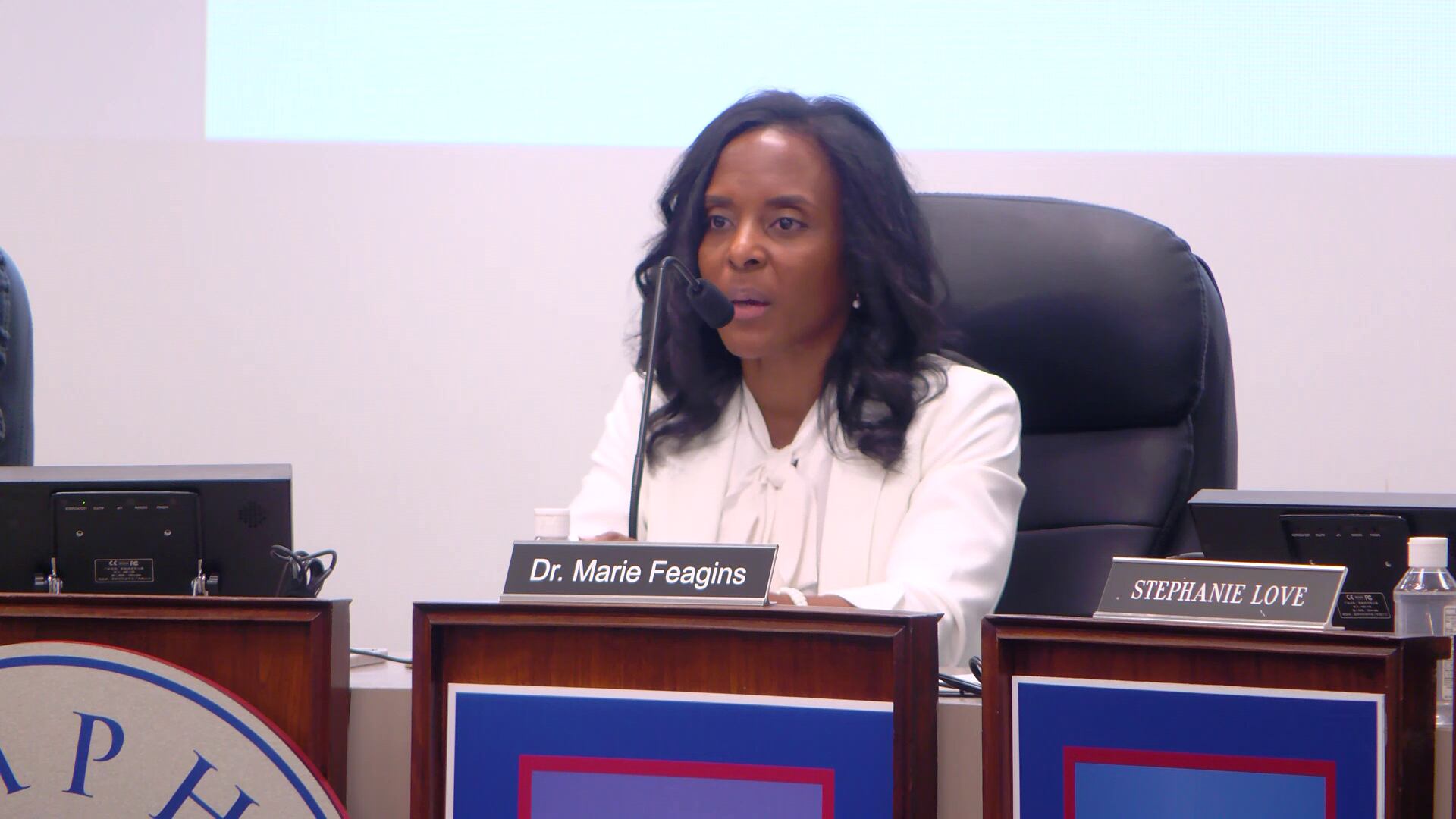MSCS board discusses future of superintendent in tense community meeting