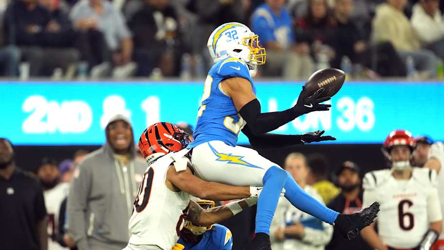 Chargers make roster moves ahead of Week 18 finale