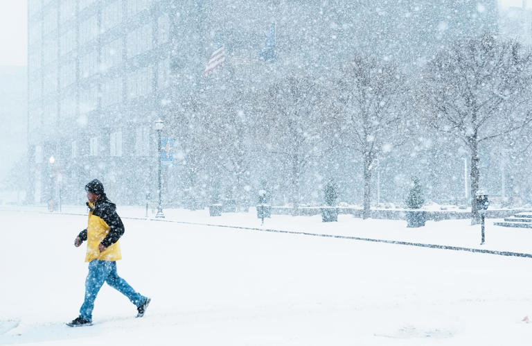 Snowstorm bears down on Virginia, will hit Petersburg, Tri-Cities ...