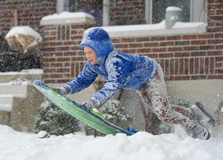What Louisville businesses are closed due to weather? See our list
