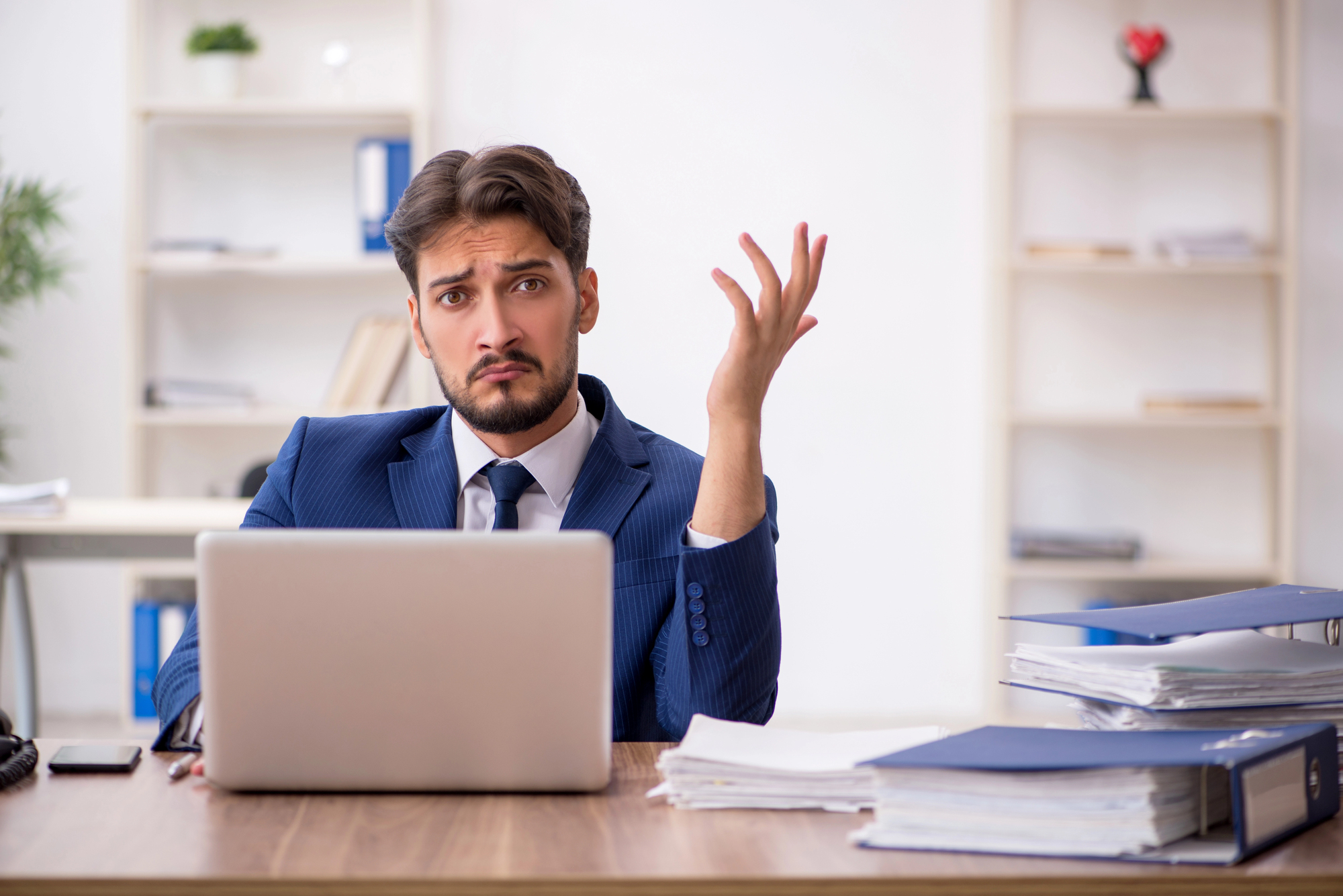 12 Outrageous Things People Used to Consider "Normal" in the Workplace