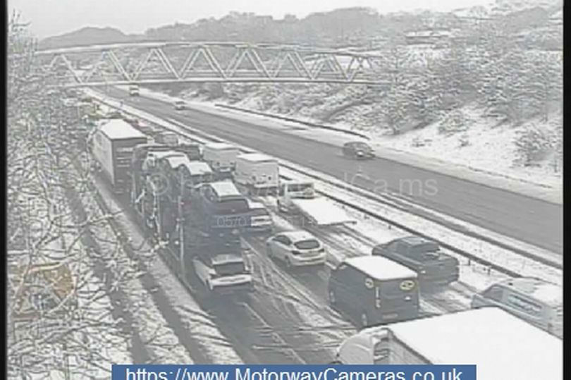 Drivers stranded on M1 at Barnsley as cars trapped in snow completely ... Drivers stranded on M1 at Barnsley as cars trapped in snow completely ...
