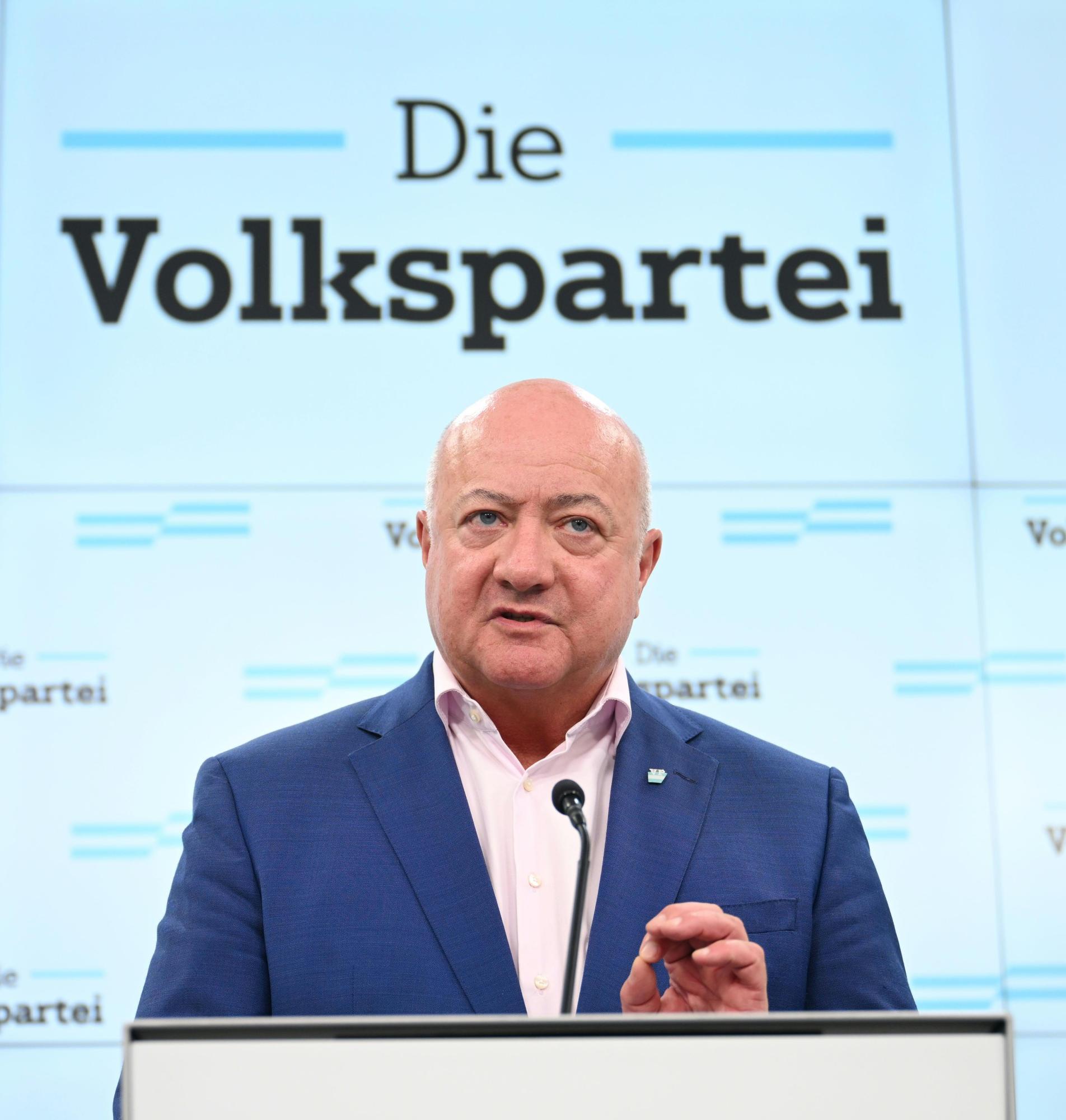 Christian Stocker wird interimistisch die ÖVP übernehmen