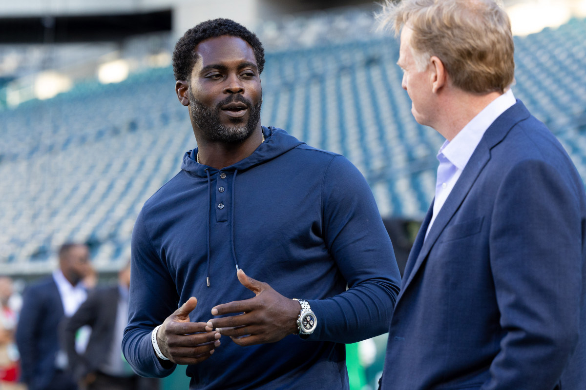 Eagles Legend Michael Vick Announces Emotional Goodbye Eagles Legend Michael Vick Announces Emotional Goodbye