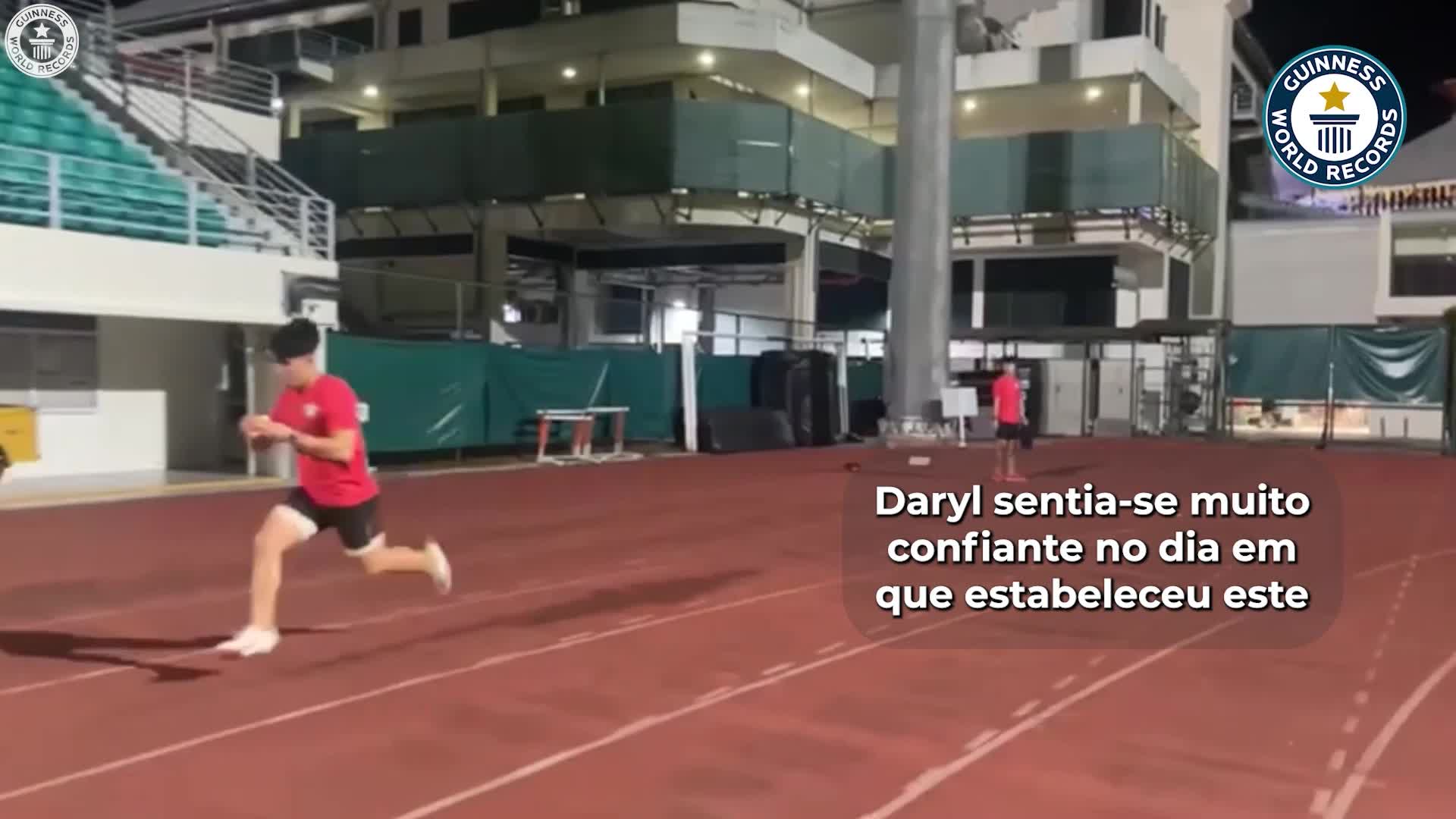 Os incríveis recordes mundiais do cubo puzzle de Daryl Tan