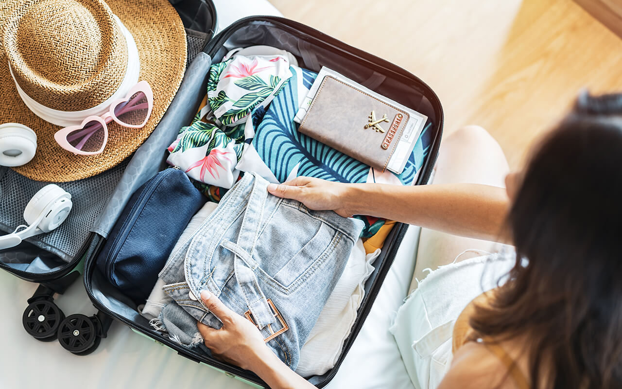 20 Things You Should Never Pack On Long Trips