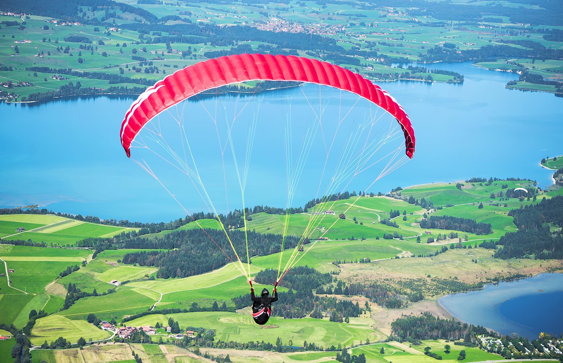 30 Bucket-List Experiences Thrill Seekers Will LOVE