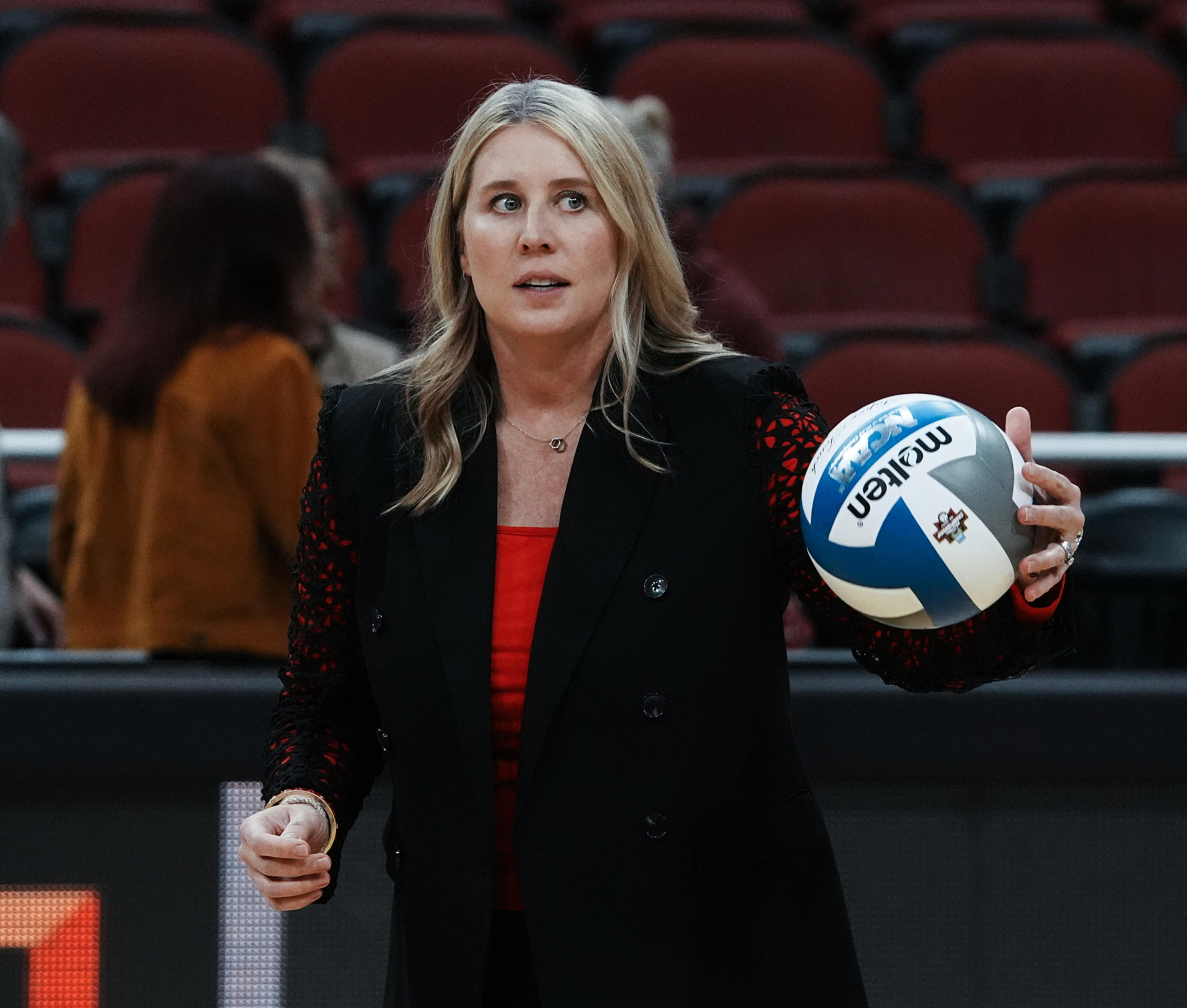 Dani Busboom Kelly leaving Louisville volleyball for Nebraska. Dan ...