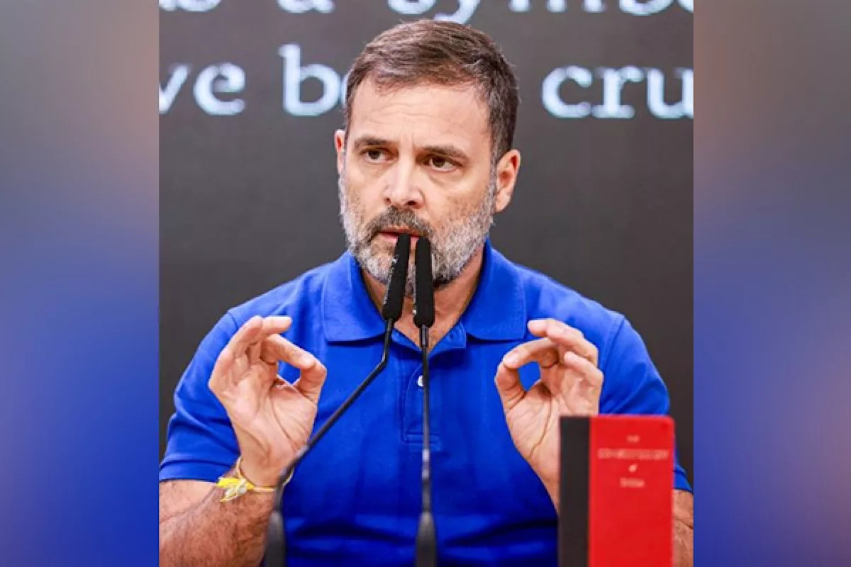 BJP-Congress spar over Rahul's Vietnam visit amid national mourning for ... BJP-Congress spar over Rahul's Vietnam visit amid national mourning for ...