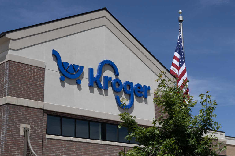Kroger taps former Walmart executive Greg Foran as CEO: WSJ