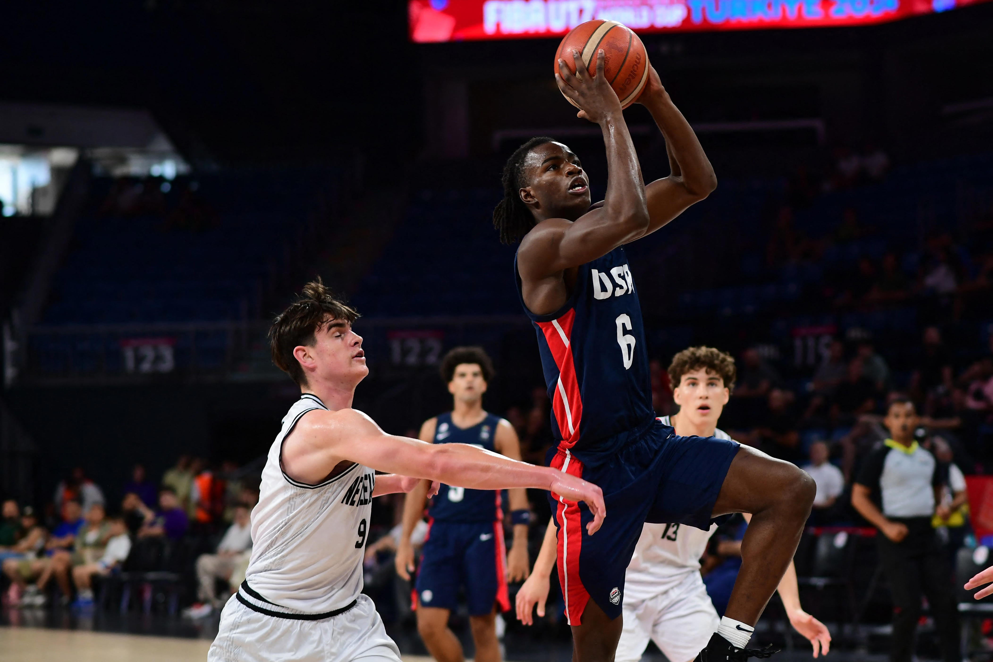 UNC basketball watching Class of 2026's top shooting guard at Holiday ...