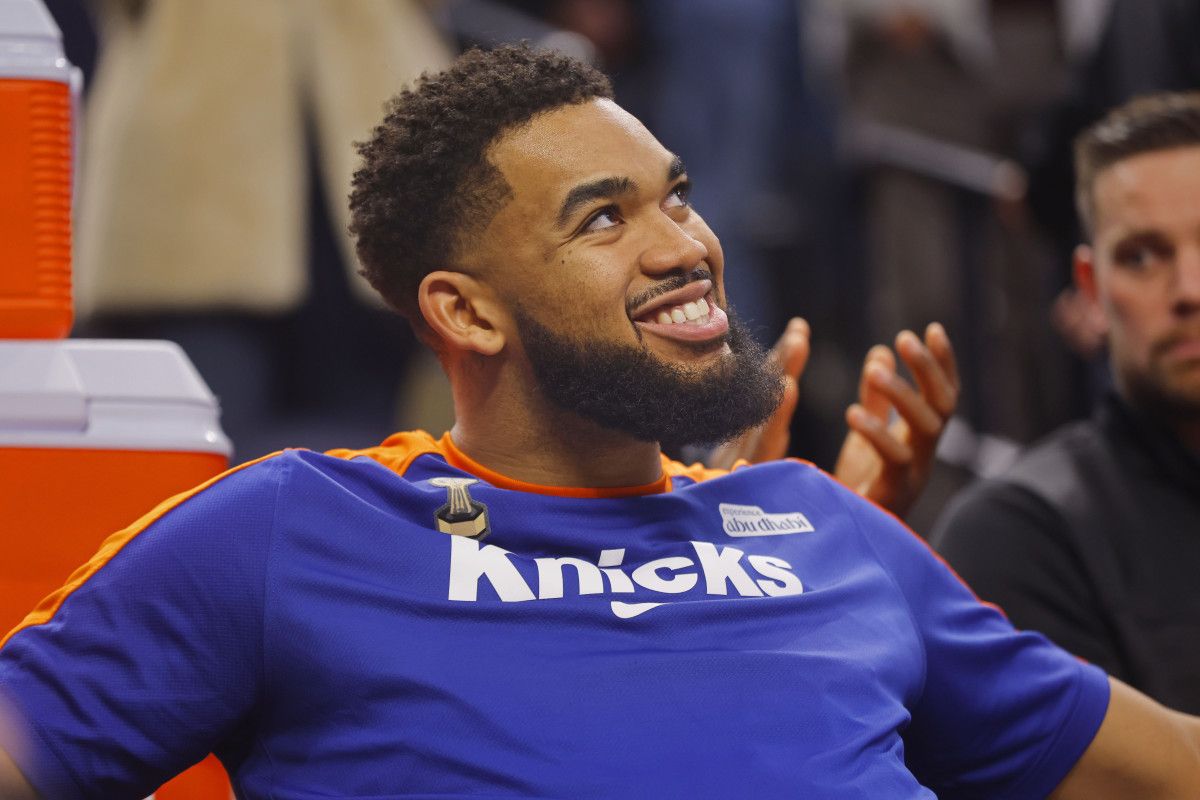 Knicks' KAT Sounds Off Emotionally On What He Represents