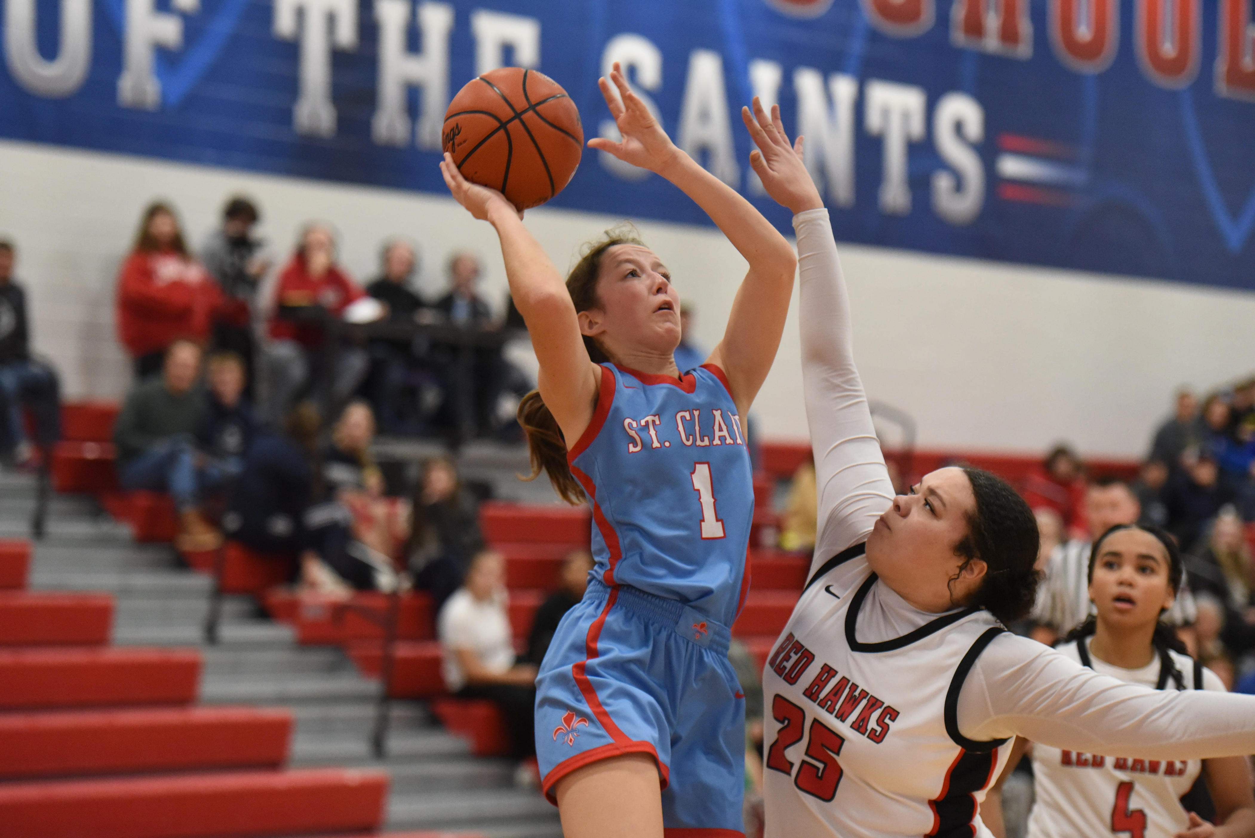 Girls basketball roundup: St. Clair keeps rolling, improves to 7-0 in 2025