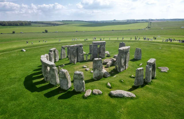 Stonehenge mystery solved as scientists reveal why monument was built Stonehenge mystery solved as scientists reveal why monument was built