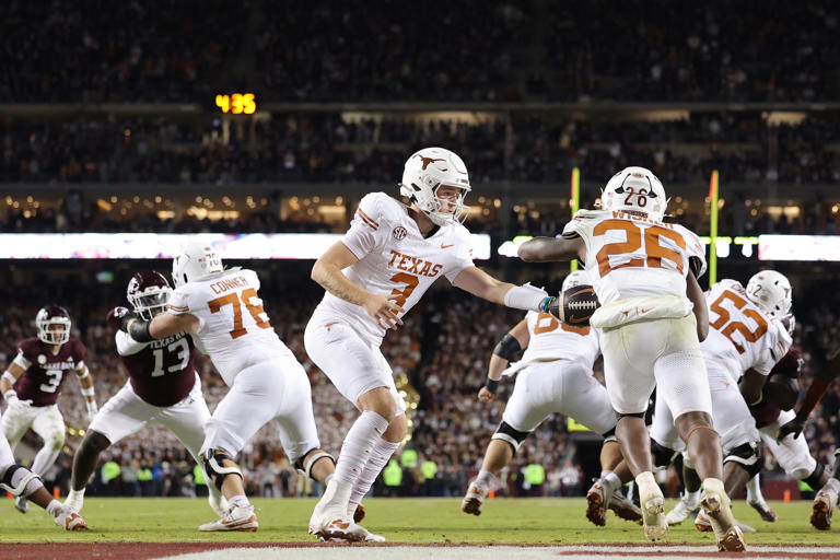 College Football Playoff championship bracket: Schedule and how to ...