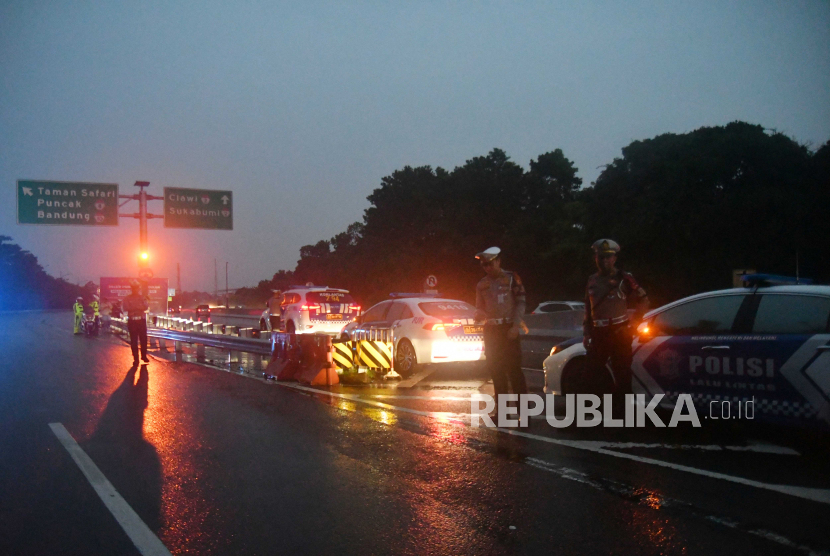 Catat, Ini Rekayasa Lalu Lintas Polisi Saat Malam Tahun Baru di Puncak Catat, Ini Rekayasa Lalu Lintas Polisi Saat Malam Tahun Baru di Puncak