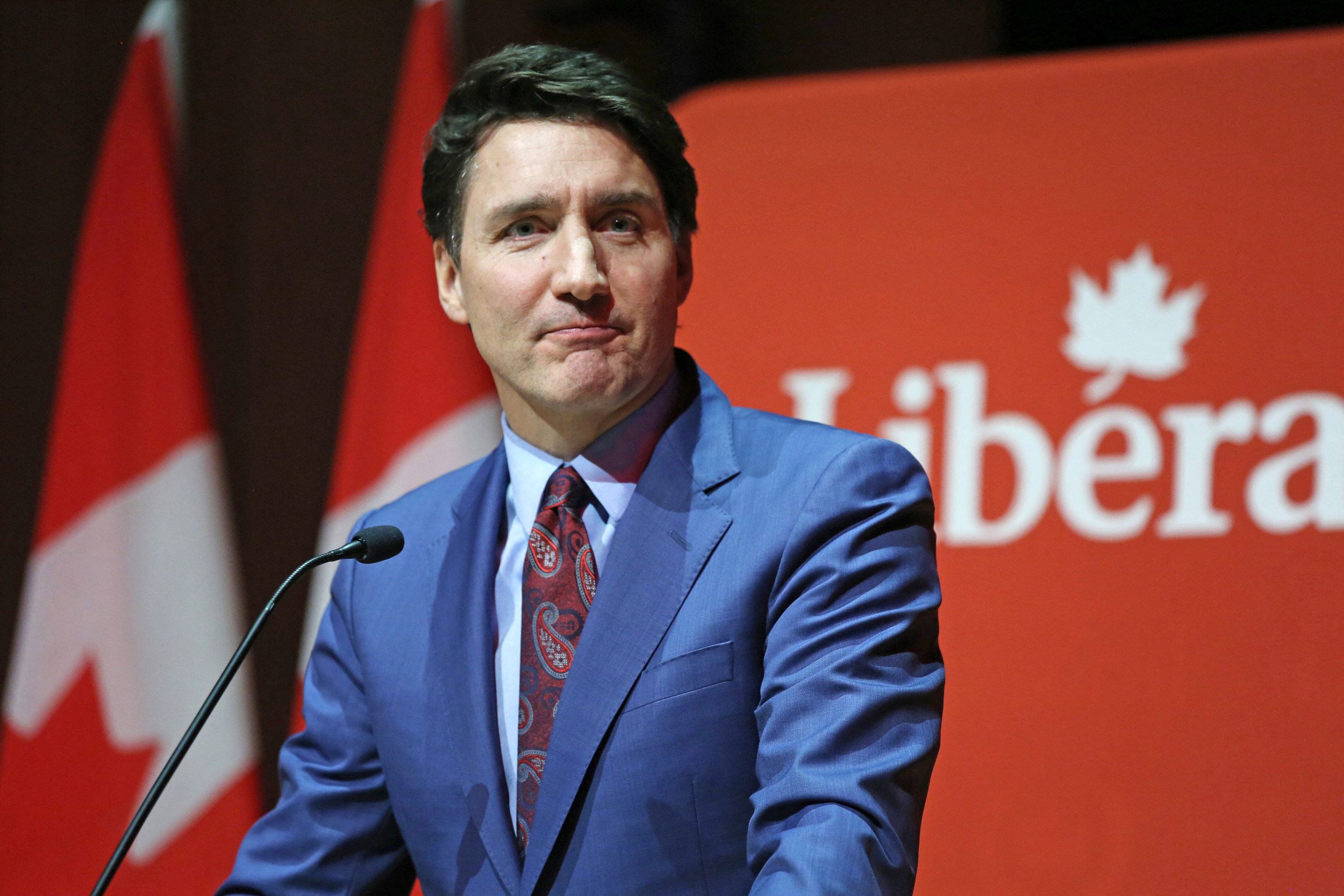 Canada's Justin Trudeau to Shuffle Cabinet Amid Resignation Calls Canada's Justin Trudeau to Shuffle Cabinet Amid Resignation Calls