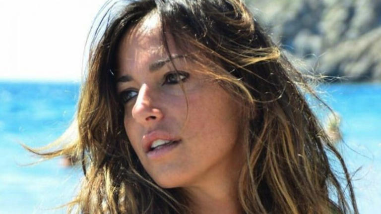 Si sente male mentre è in macchina e finisce fuori strada: Francesca ... Si sente male mentre è in macchina e finisce fuori strada: Francesca ...