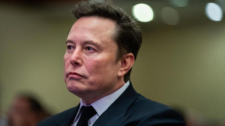 Elon Musk survives UK Royal Society expulsion calls Elon Musk survives UK Royal Society expulsion calls