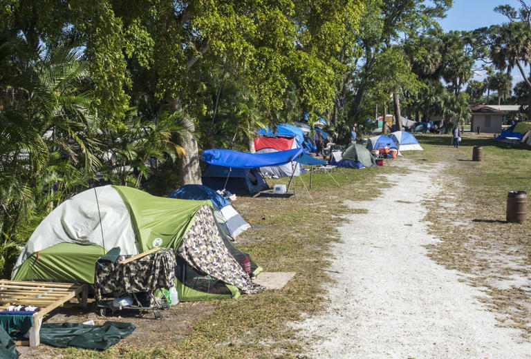 Florida homeless service demands increase despite drop in federal ...