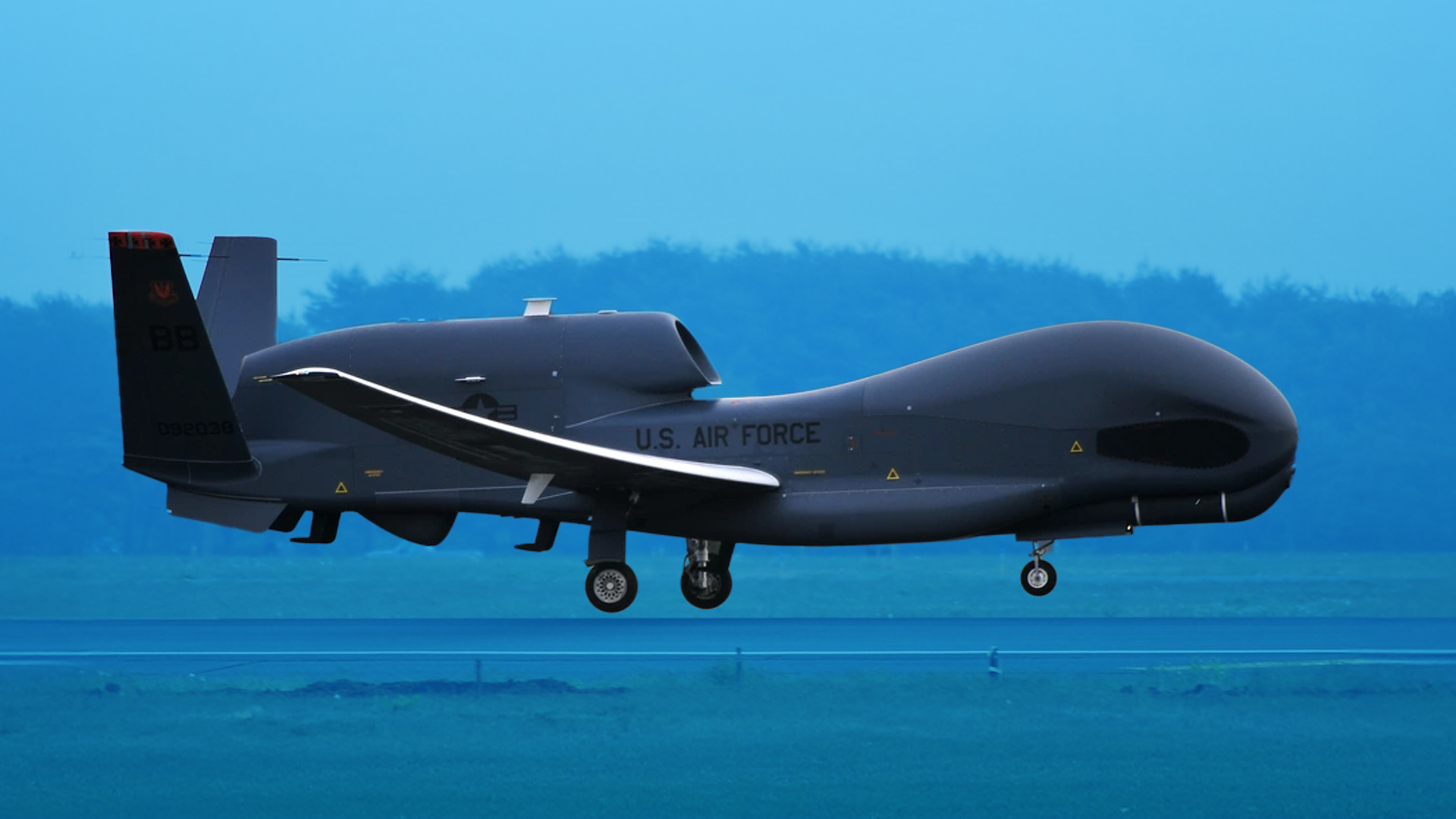 The RQ-4 Global Hawk: The Largest, Most Advanced, and Most Expensive ...