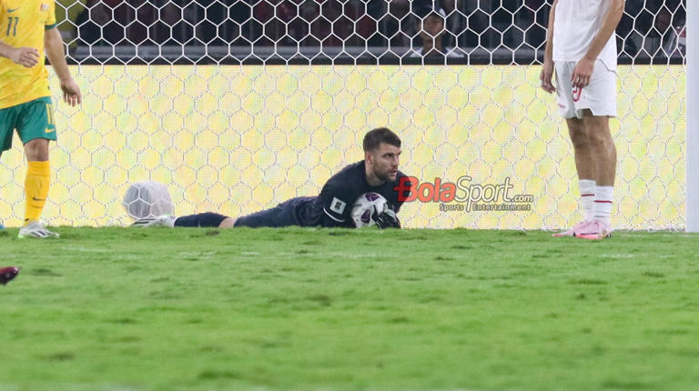 Eks Kiper Timnas Indonesia Sarankan Penjaga Gawang Muda Belajar dari ... Eks Kiper Timnas Indonesia Sarankan Penjaga Gawang Muda Belajar dari ...