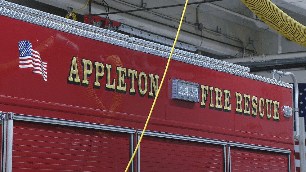 Detached garage fire in Appleton causes $40K in damage