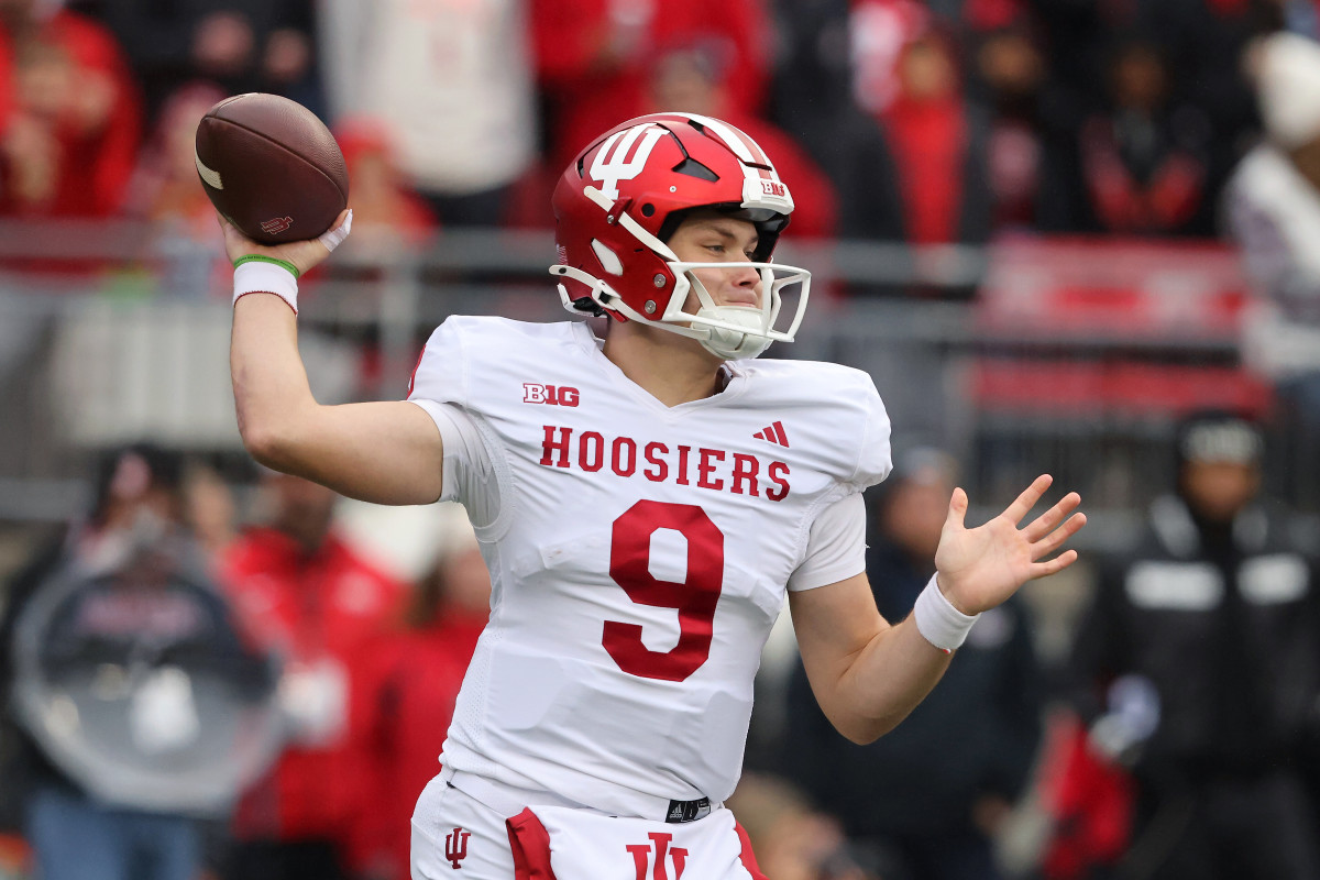 Indiana QB Kurtis Rourke Predicted to Join Ex-242 Million Star on ...