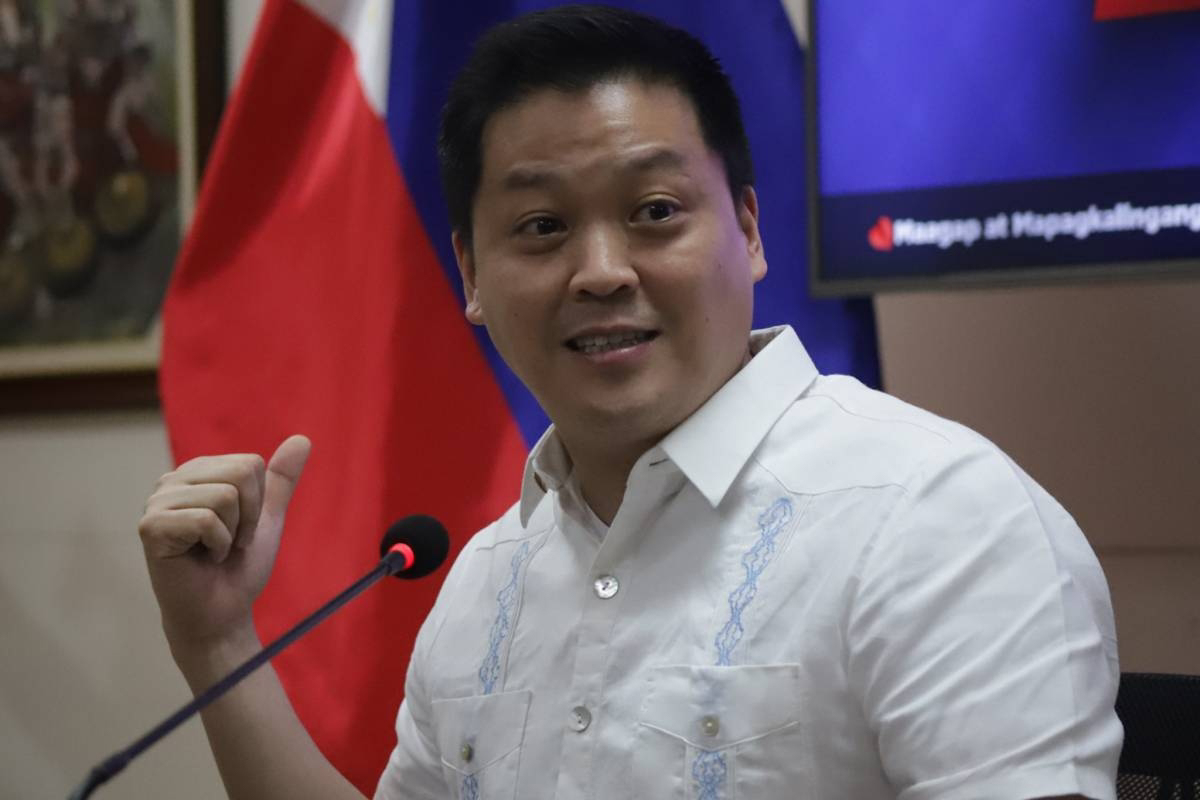 DSWD chief calls for donations, volunteers for soup kitchens DSWD chief calls for donations, volunteers for soup kitchens