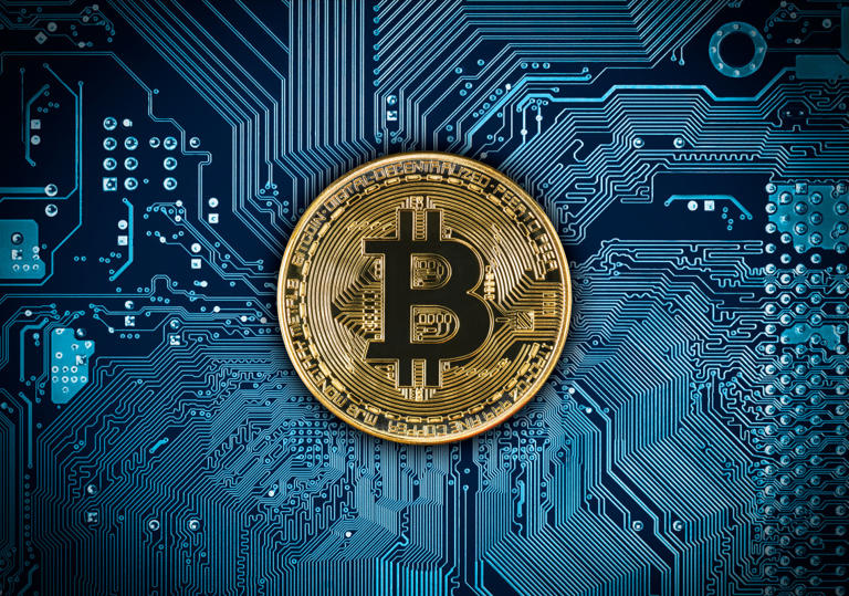 Bernstein reveals new Bitcoin target amid market pullback