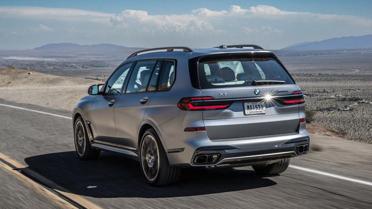 The 2025 BMW X7 Is $2,600 More Expensive Than Last Year, And We Don't ...