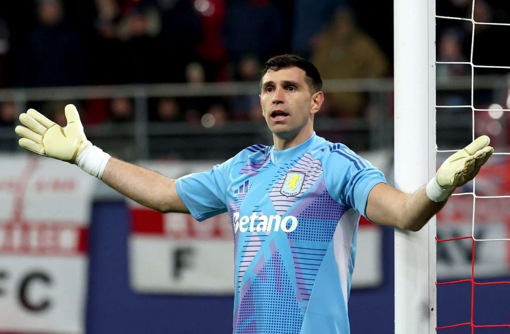 Ranskalaislegenda latasi suorat sanat Emiliano Martínezista: ”Hänen on ...