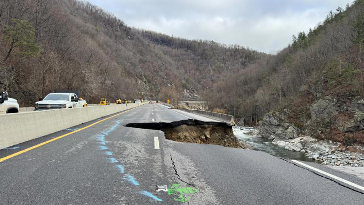 Asphalt chunk falls into Pigeon River Gorge, delaying I-40 reopening