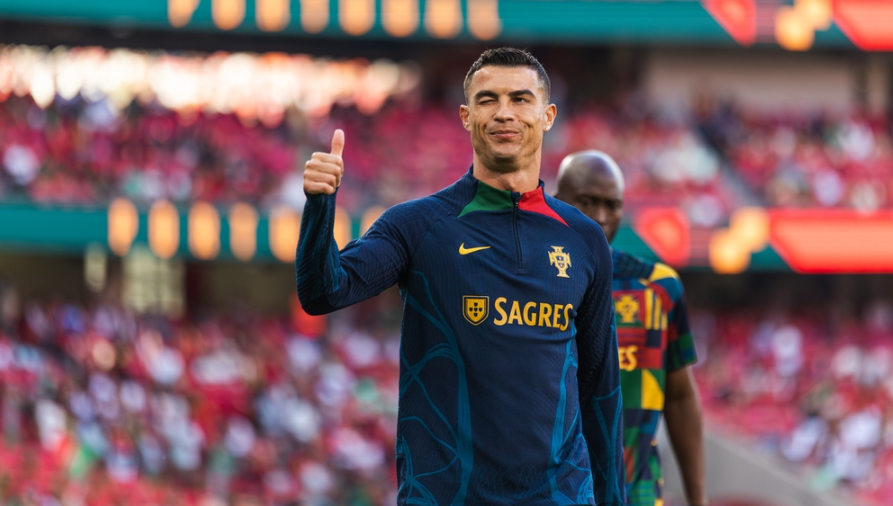 Ranking the 25 Greatest Football Players of all time