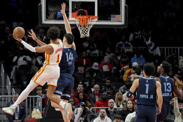Bane and Pippen combine for 45 points, Grizzlies cruise past Hawks 128-112 Bane and Pippen combine for 45 points, Grizzlies cruise past Hawks 128-112