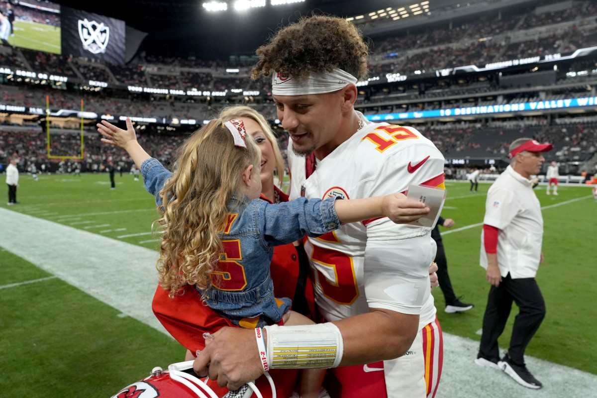 Mahomes Kids Steal The Show at Playoff Press Conference