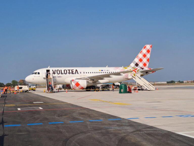 Volotea annuncia una nuova rotta dall’aeroporto di Alghero: dal 31 ... Volotea annuncia una nuova rotta dall’aeroporto di Alghero: dal 31 ...