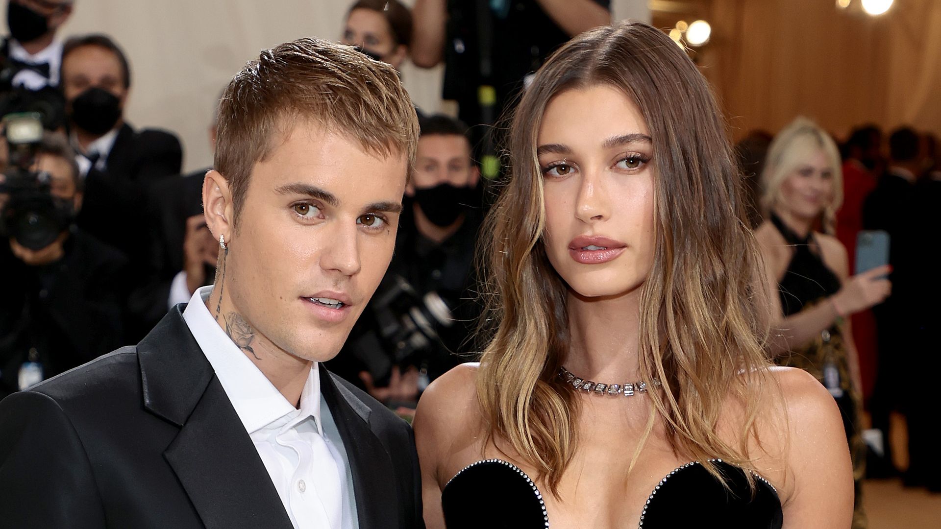 Justin Bieber shares glimpse of romantic getaway with wife Hailey amid ...