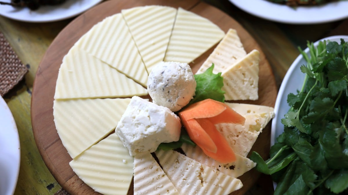 14 Expensive Foods People Buy to Look Rich