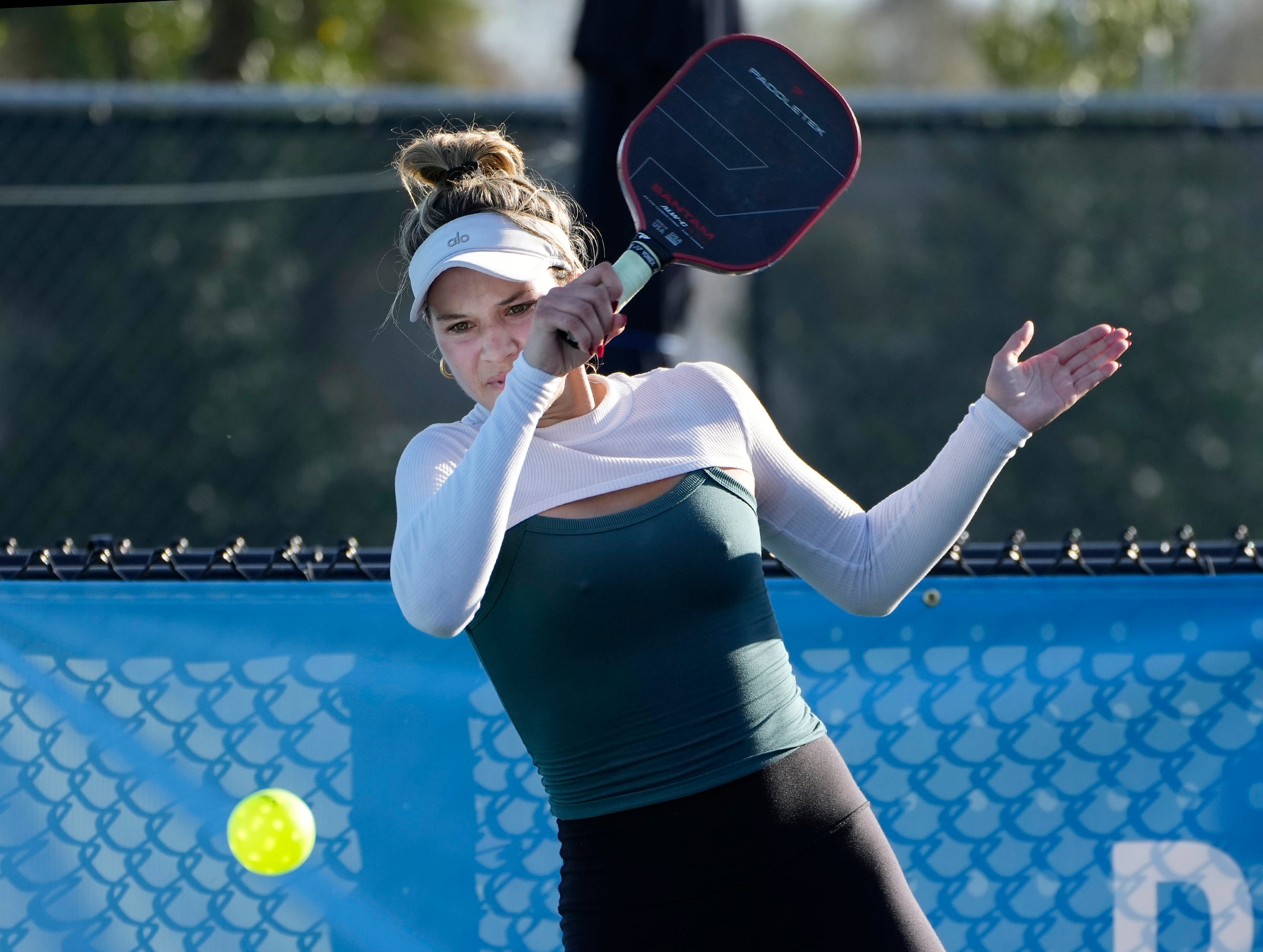 Pickleball: 12 tips to improve your game in 2025