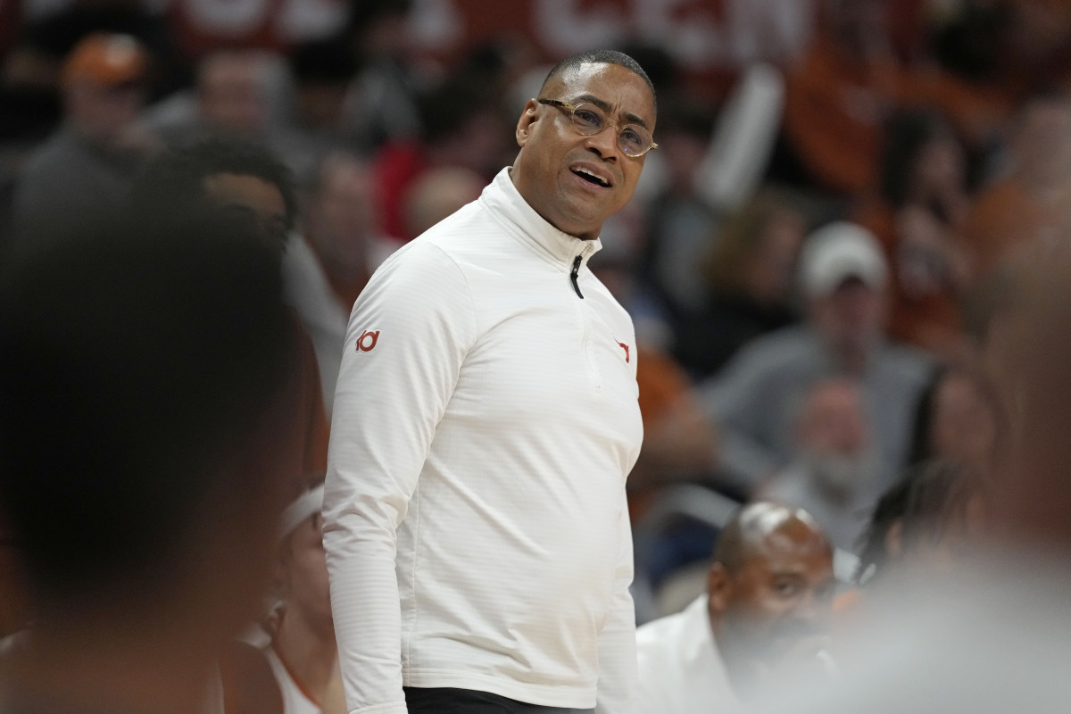 College Basketball Analyst Gives Update About Rodney Terry's Future