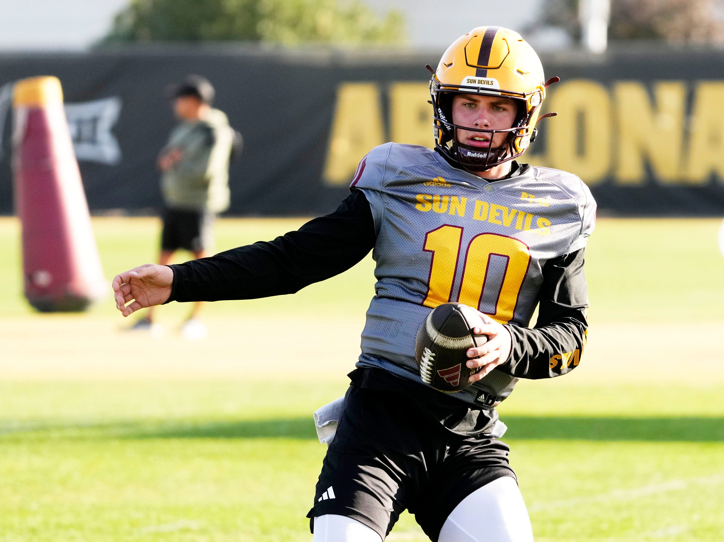 'My plan from the jump': Secret-weapon Sam Leavitt key to Arizona State ...