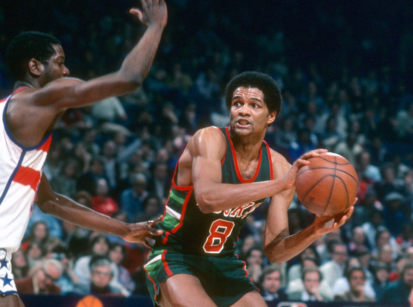 Milwaukee Bucks legend Marques Johnson not inducted into Hall of Fame ...
