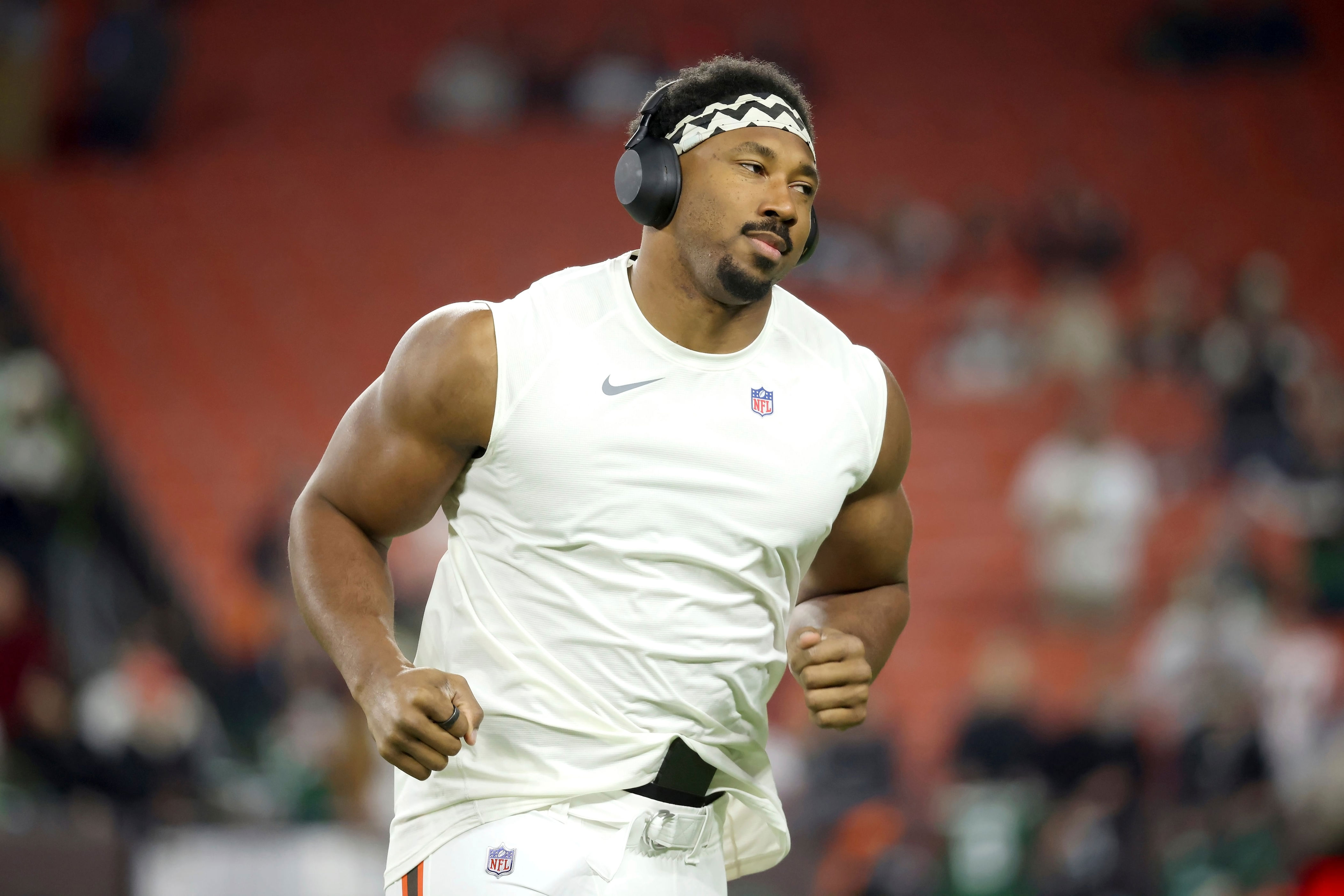 Myles Garrett requests trade from Cleveland Browns