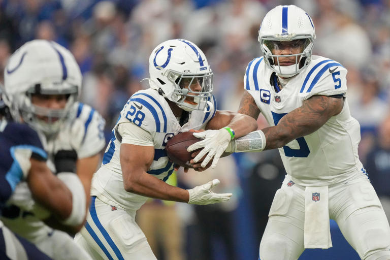 Colts' run game surge turns tide in second quarter vs Titans