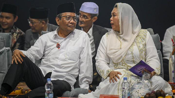 Respons Yenny Wahid soal Prabowo Singgung Usulan Gus Dur Jadi Pahlawan ... Respons Yenny Wahid soal Prabowo Singgung Usulan Gus Dur Jadi Pahlawan ...